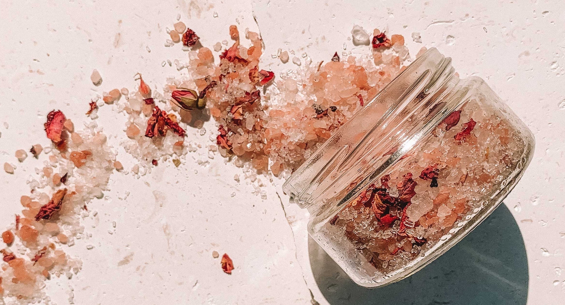 Salty Bath Soaks – Byron Bay Bath Bombs